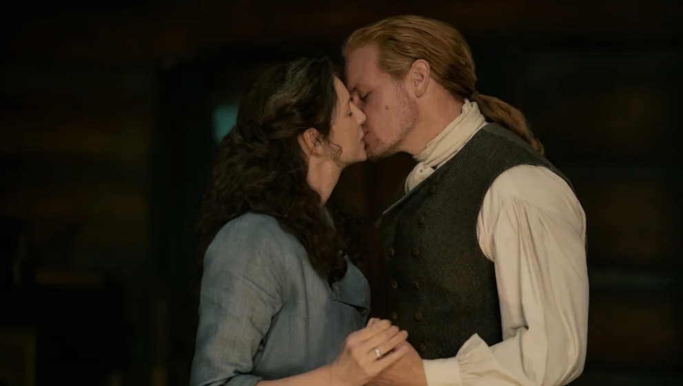 Outlander stars remember the teary, tiring process of making the final ...