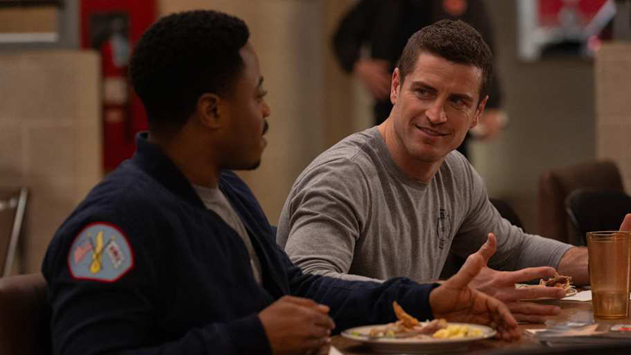 Chicago Fire: 5 Potential Exit Storylines for Carver and Ritter ...